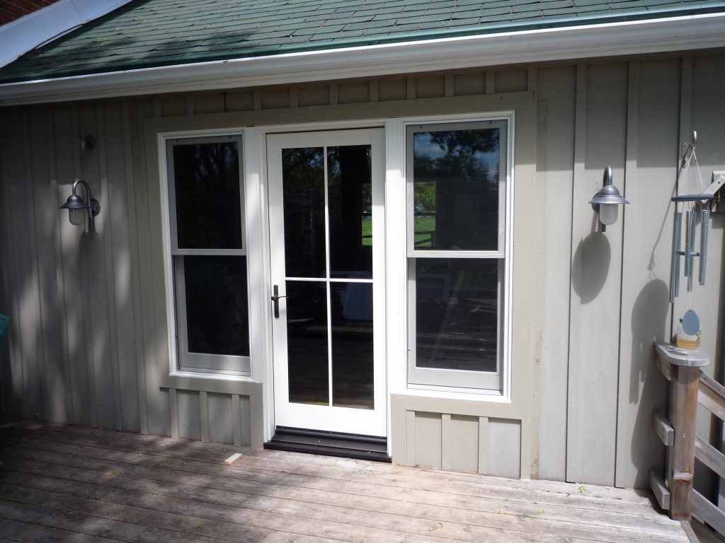 Single Hung Wood Bathroom Window - Sarah Richardson's Farmhouse ...