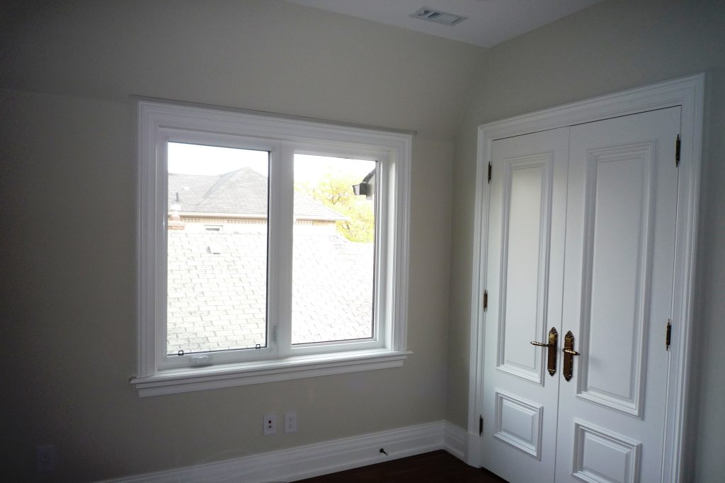 Vinyl Casement / Fixed Window - Toronto - Fieldstone Windows