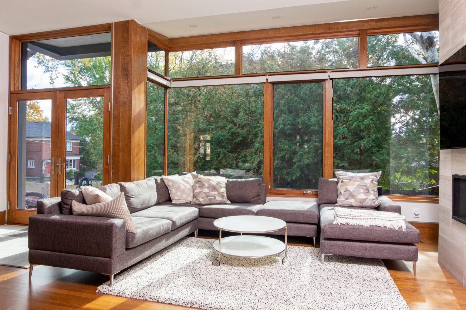 Large Metal-Clad Wood Windows - Toronto