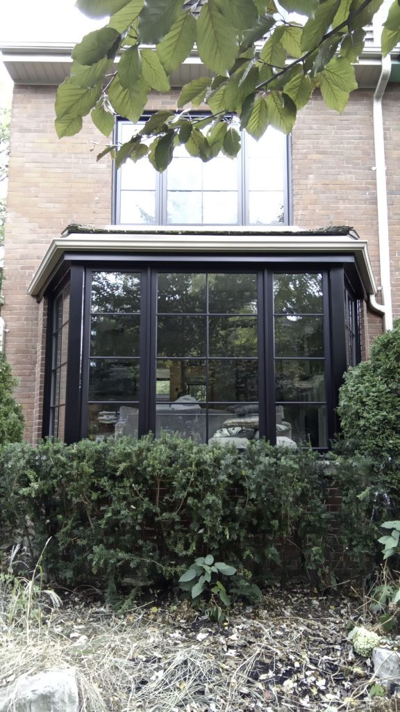 Black Bay Windows - Toronto | Fieldstone Windows & Doors Ltd.
