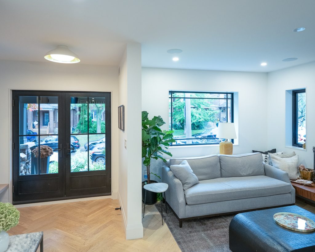 Upgrade Your Home with Vinyl Direct Set Windows - Fieldstone Windows ...